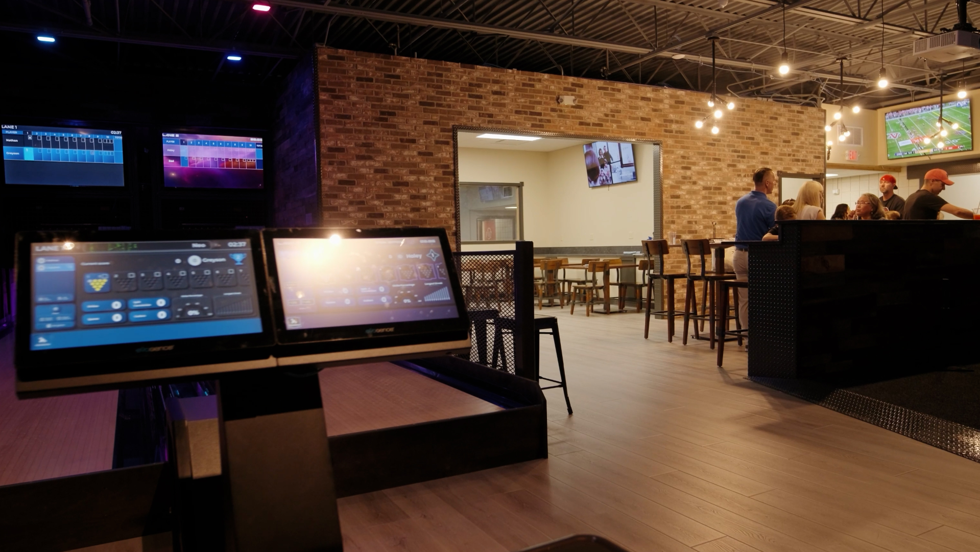 Duckpin Bowling - Diamond Plate Eatery